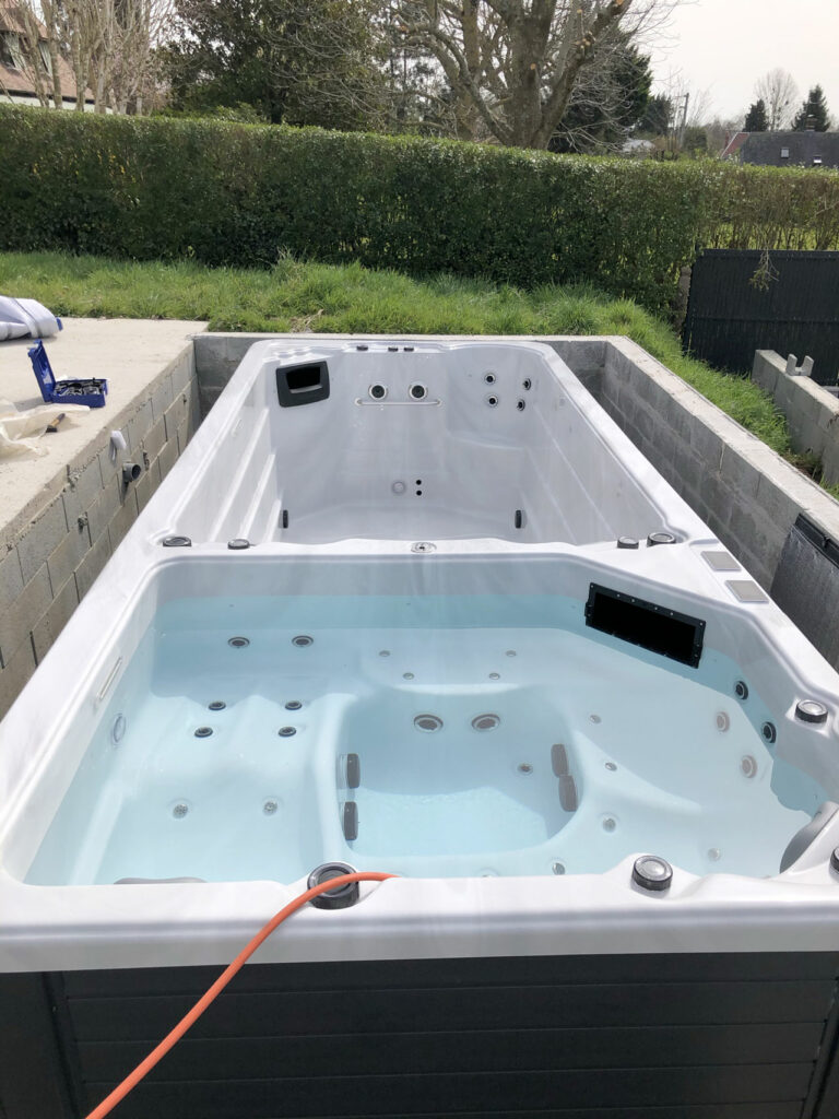 Spa de nage Aqualife - Normandie Piscine